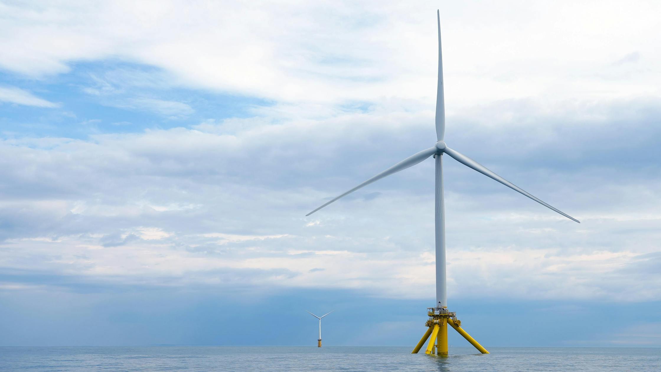 Three new floating offshore wind projects have signed contracts with ...