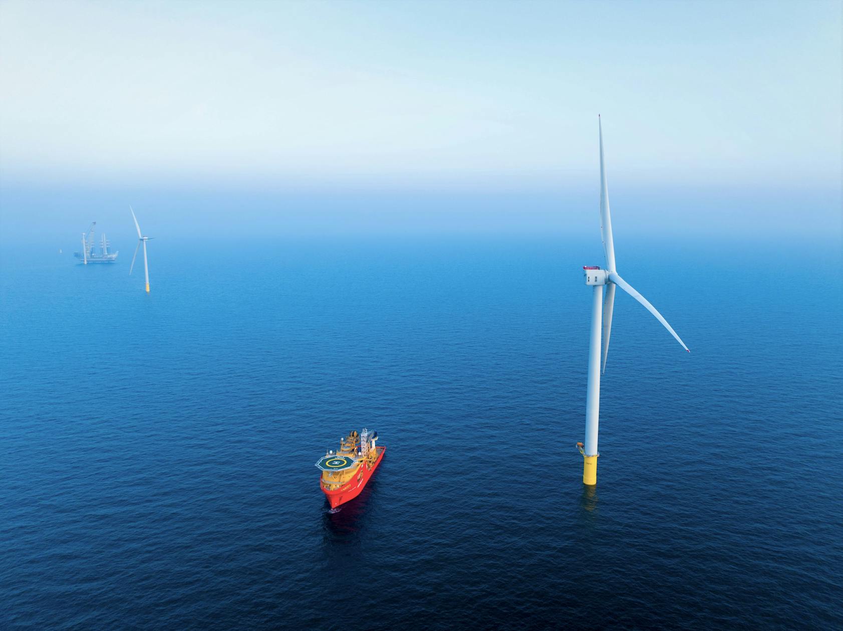 Green light for world’s first large scale floating wind park ...